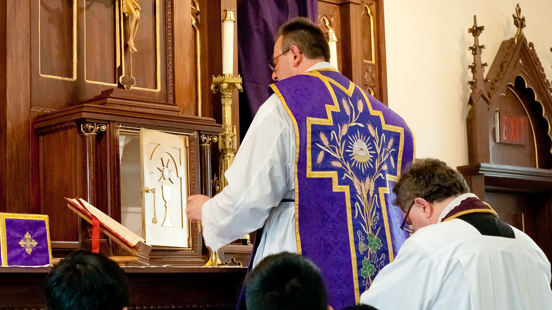 Good Friday Ceremony at the Church of Transfiguration | District of Canada